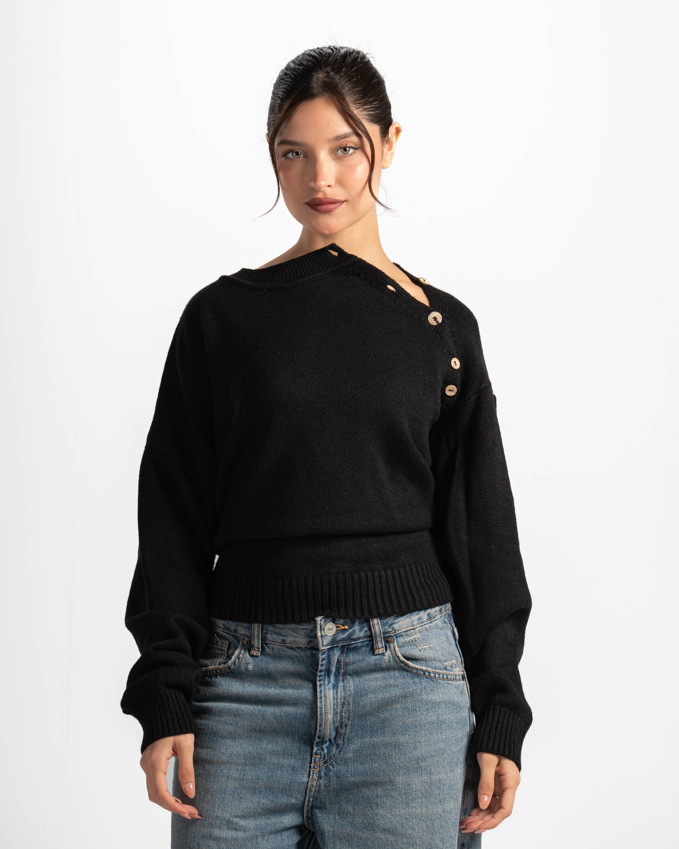Button cloud sweater-black – Staqqs Clo